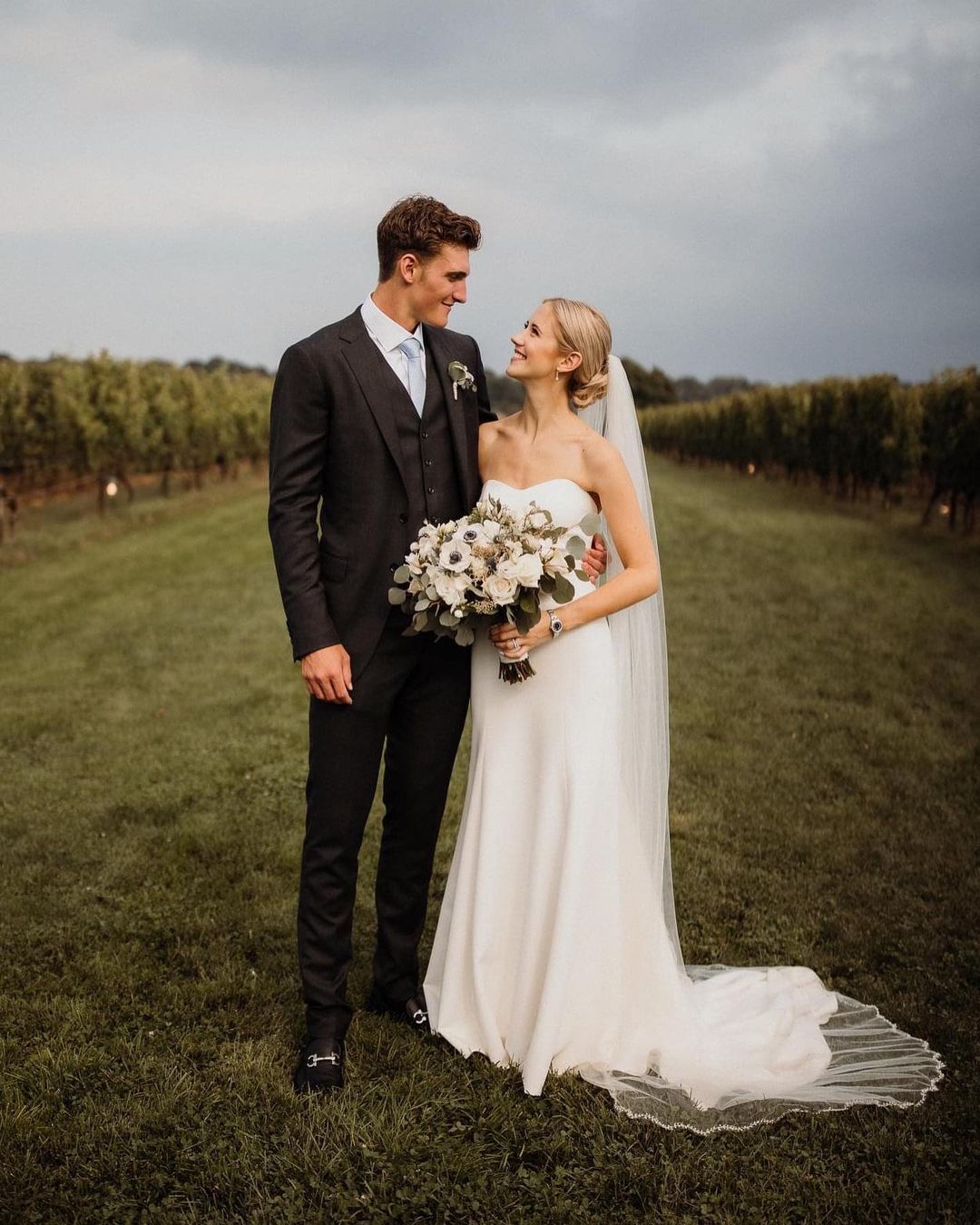 Tage Thompson's Wife: Meet Rachel Thompson - jcsportsnews.com